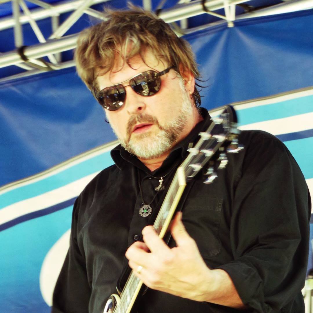 Free Reign – Gerard Smith Brings Noble Prog-Rock Elements to ‘Lullabies ...